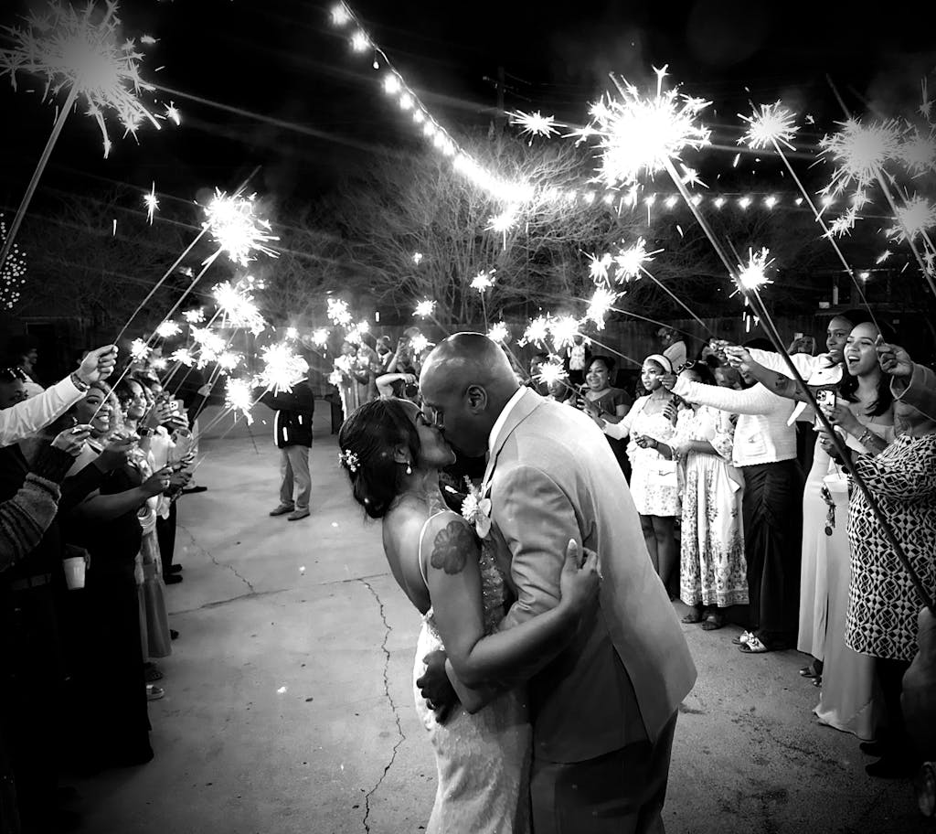 36 Inch Wedding Sparklers | 36 inch sparklers | Extra Long Sparklers ...