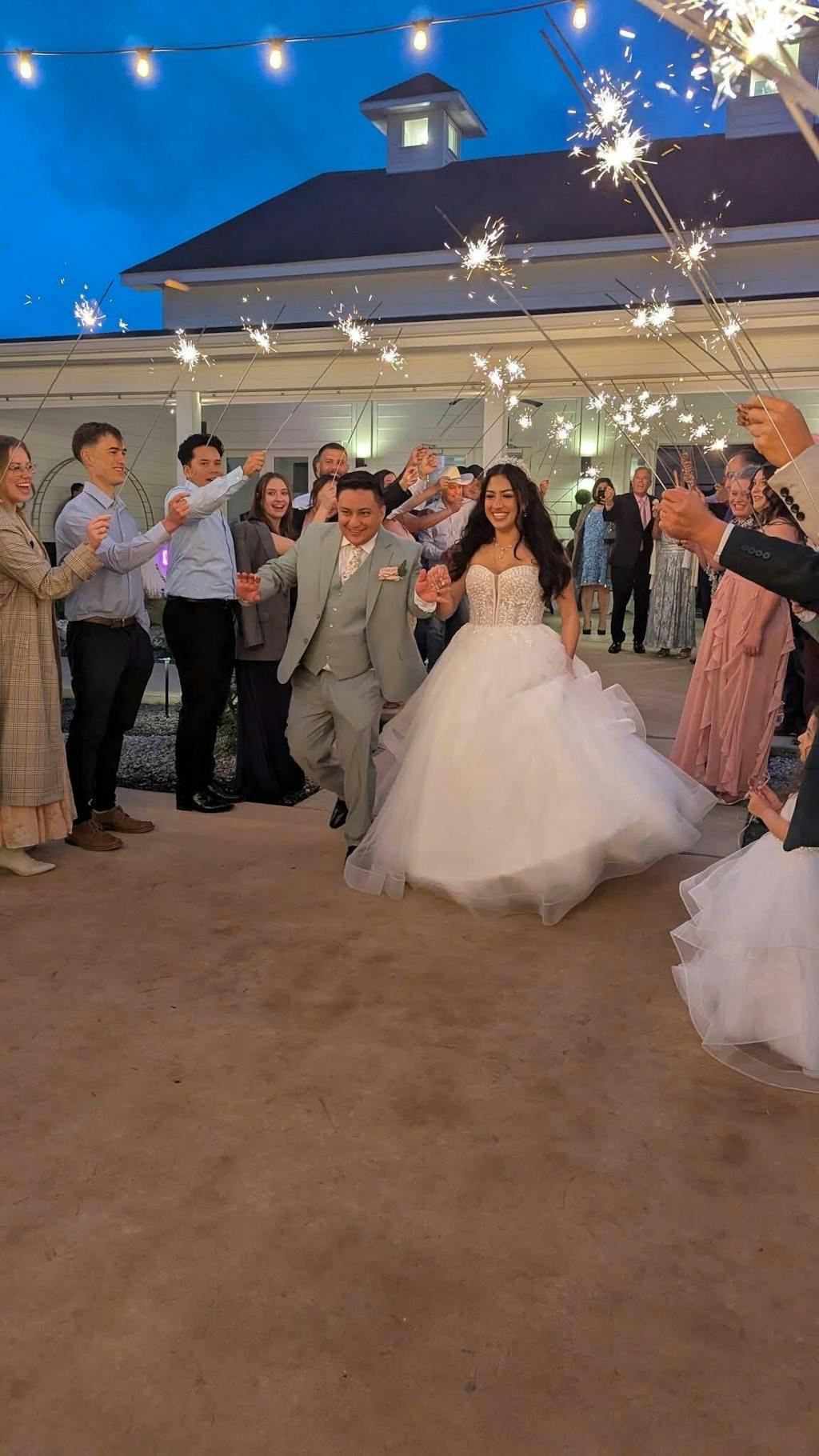 36 Inch Wedding Sparklers | 36 inch sparklers | Extra Long Sparklers ...