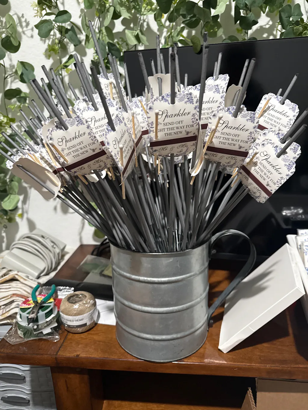 36 Inch Wedding Sparklers | 36 inch sparklers | Extra Long Sparklers ...