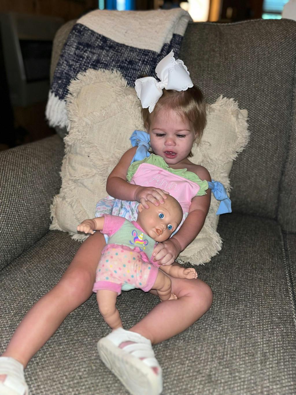 King Grosgrain Hair Bow Scalloped Edge - LT PINK | Wee Ones Hair Bows ...