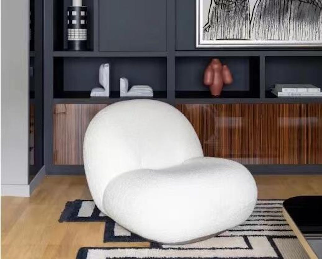 Gubi Pacha Chair, Boucle | Comfy lounge Chairs | Weilai Concept