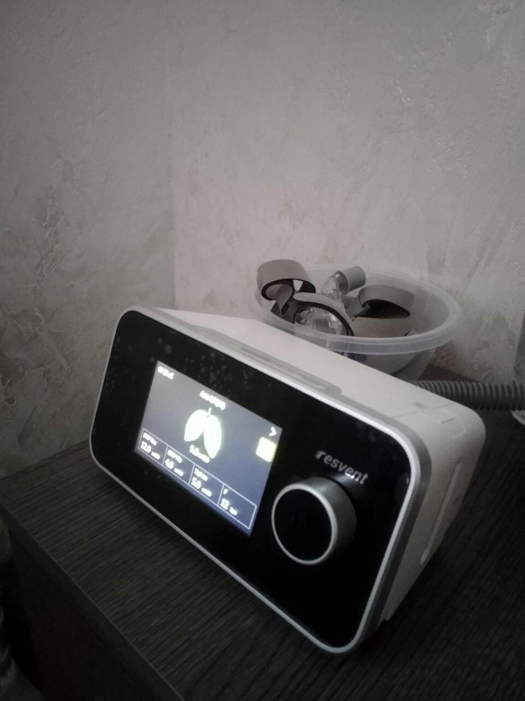 The Auto BiPAP / BPAP Machine with Humidifier. ST Mode, Auto-ST Mode ...