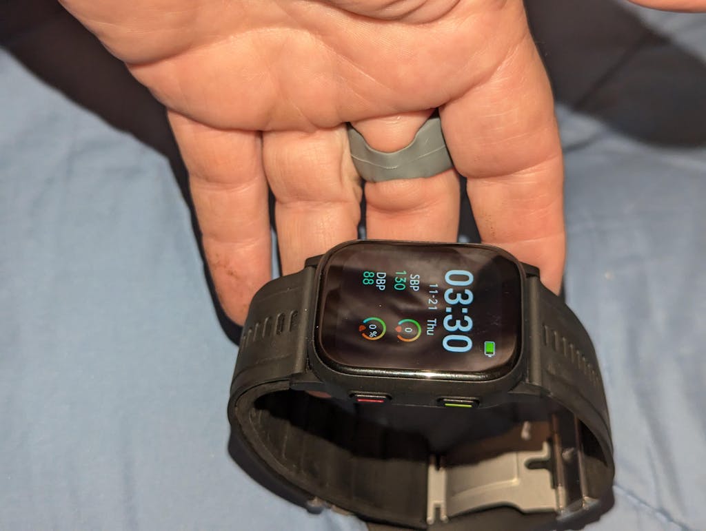 Smart Blood Pressure Watch with Micro Aircuff – Wellue