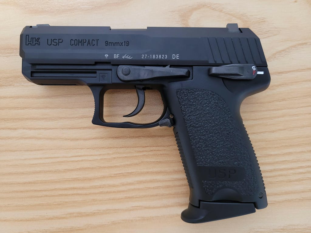TOKYO MARUI USP Compact GBB Airsoft - Black - WGC Shop