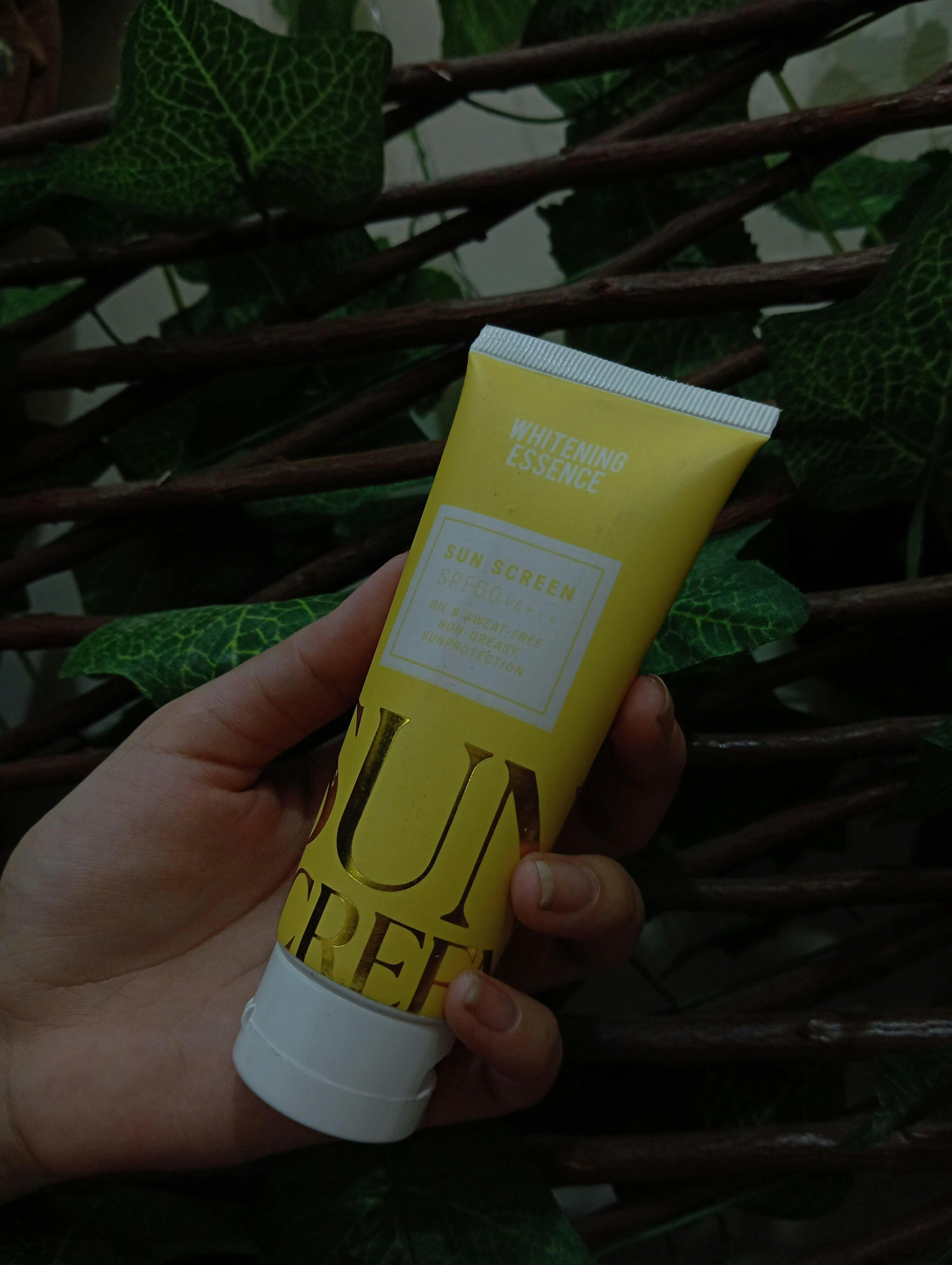Sunscreen SPF 60 – whiteningessence