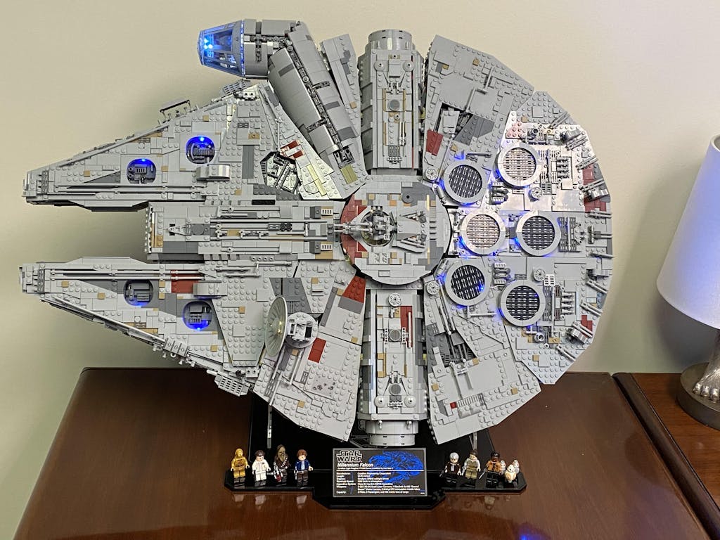 Display stands for LEGO® Star Wars™ Millennium Falcon (75192 & 10179 ...