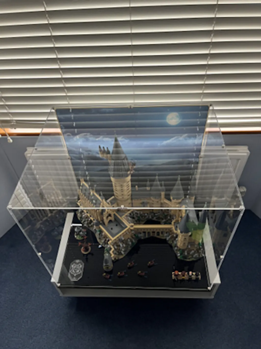 Display case for LEGO® Harry Potter: Hogwarts Castle (71043) — Wicked Brick