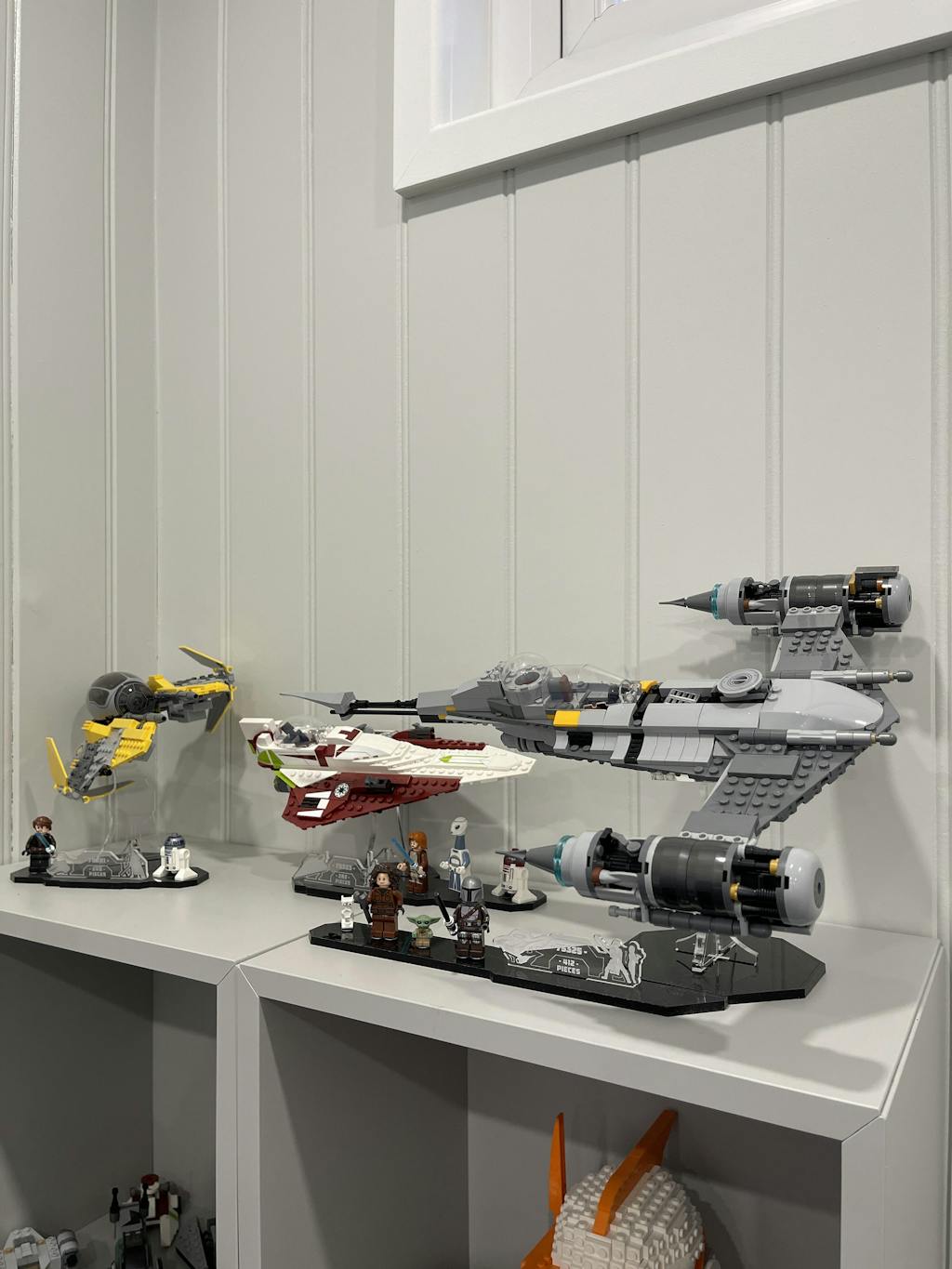 Display Stand for LEGO® Star Wars™ The Mandalorian's N1 Starfighter ...