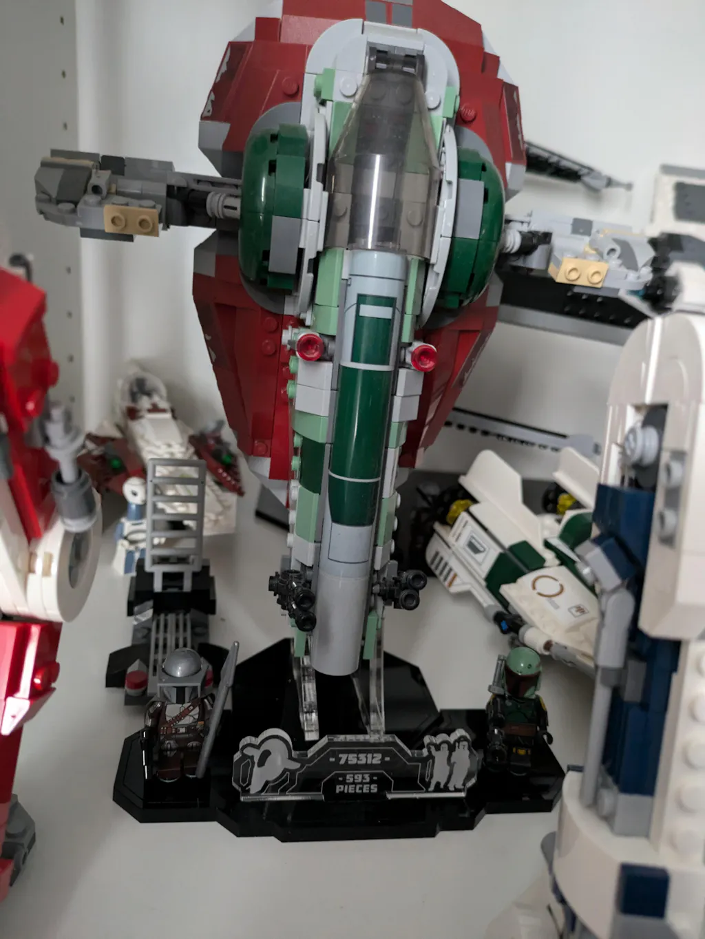 Display Stand for LEGO Star Wars Boba Fett’s Starship 75312 — Wicked Brick