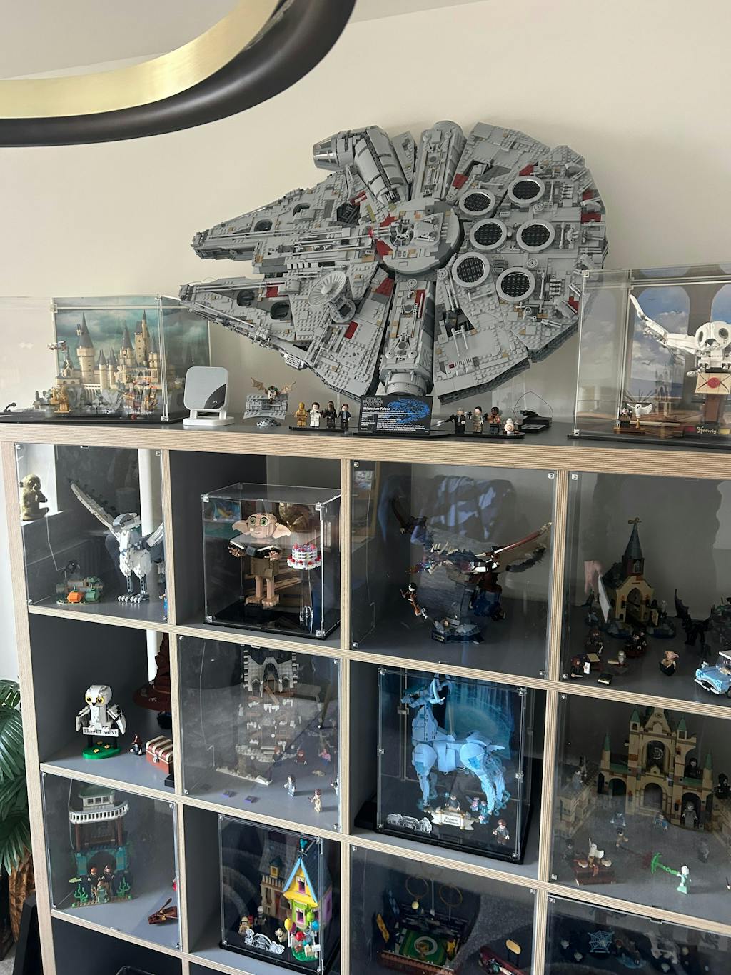 Display Stand for LEGO® Star Wars™ UCS Millennium Falcon (75192 ...