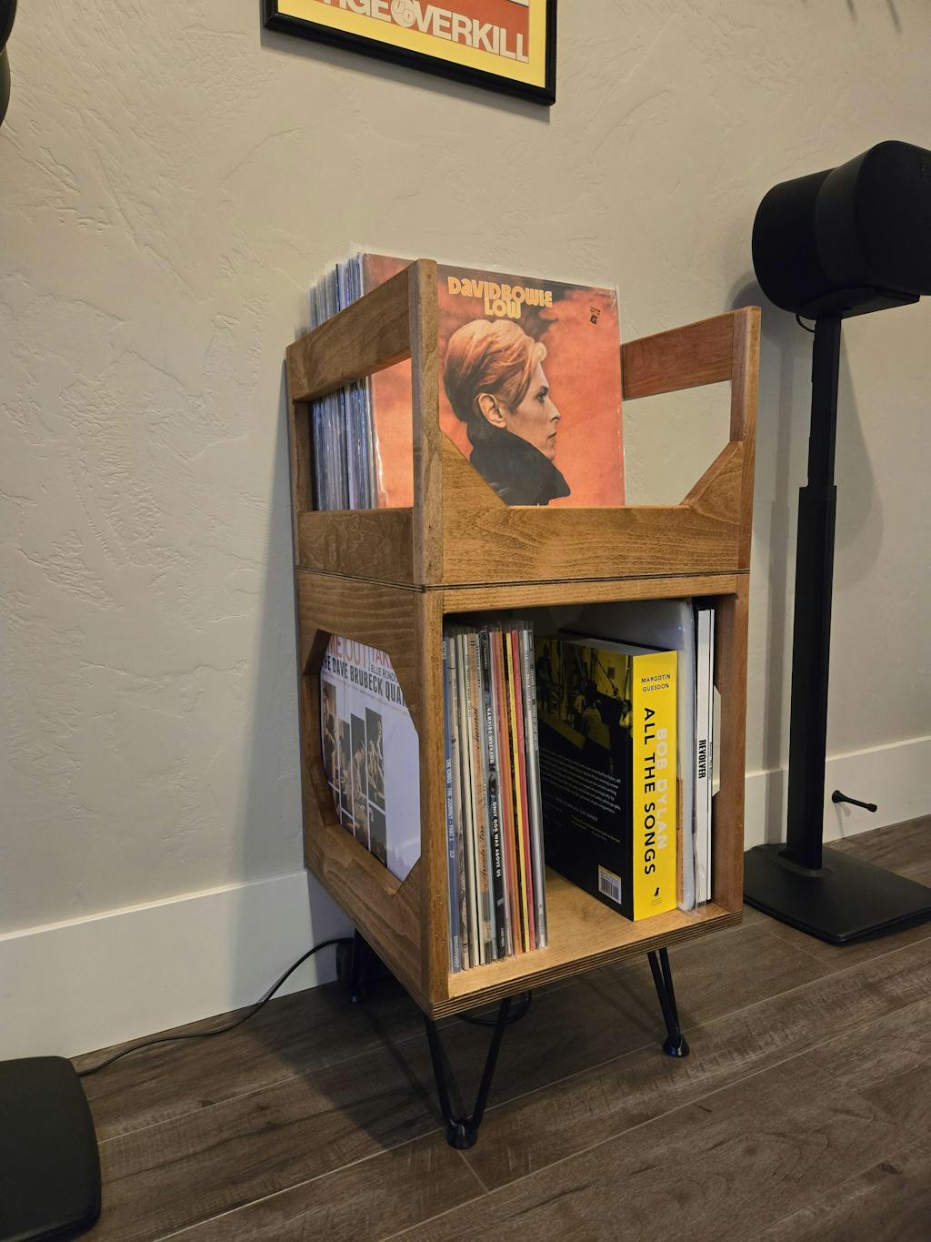 The Deluxe Jr. Vinyl Record Storage – WickerWoodWorks