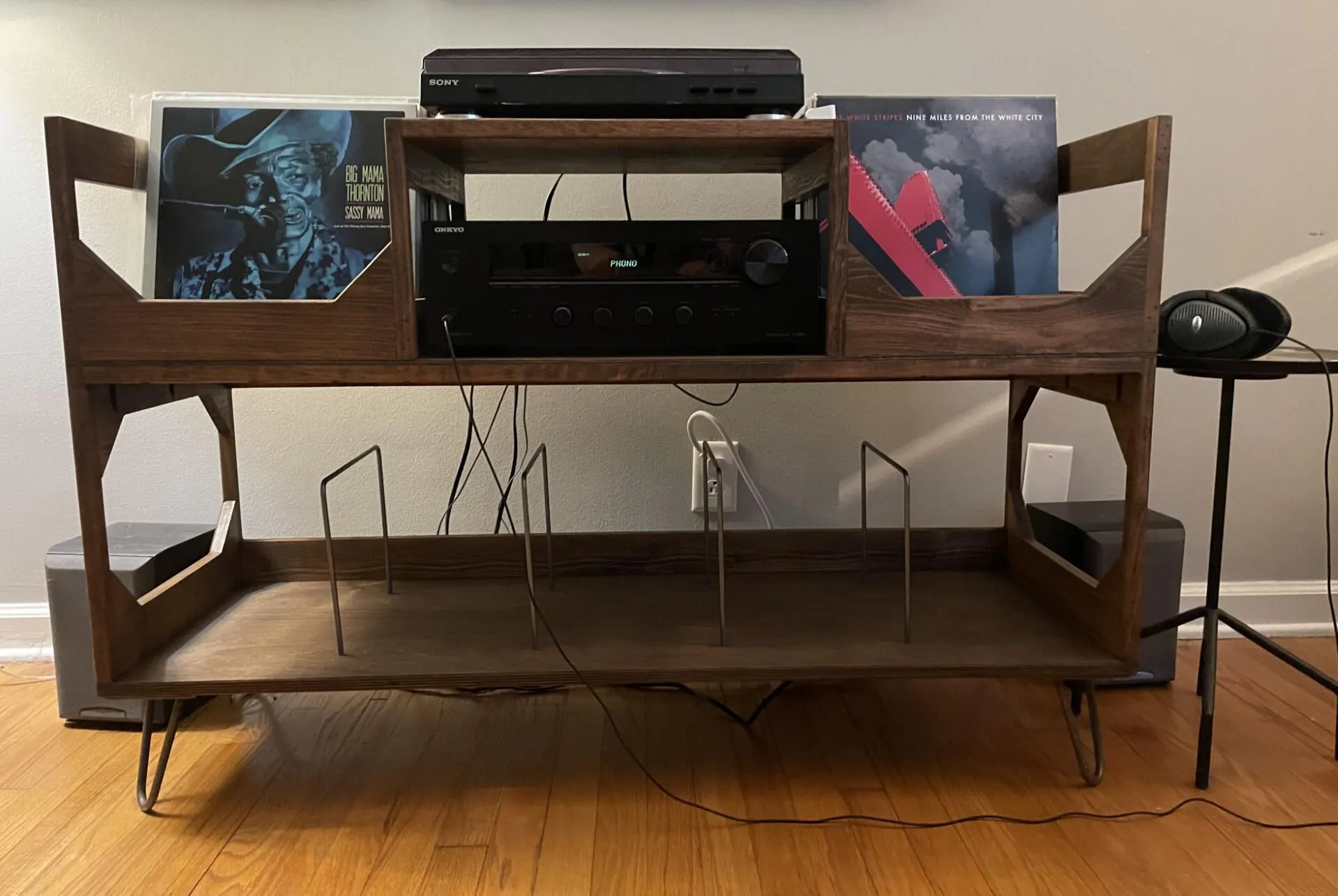 The Irving Turntable Station – WickerWoodWorks