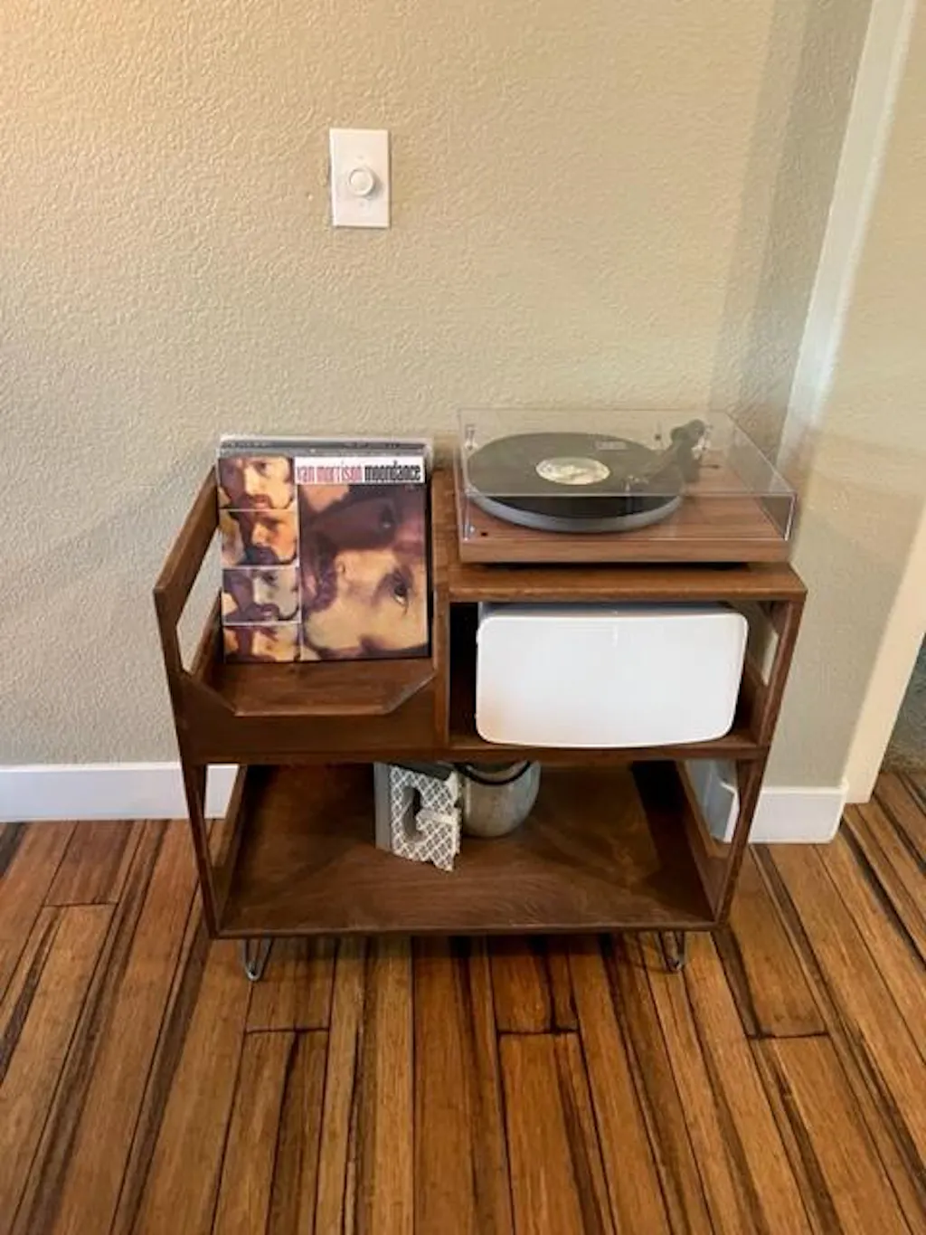 The Turntable Station – WickerWoodWorks