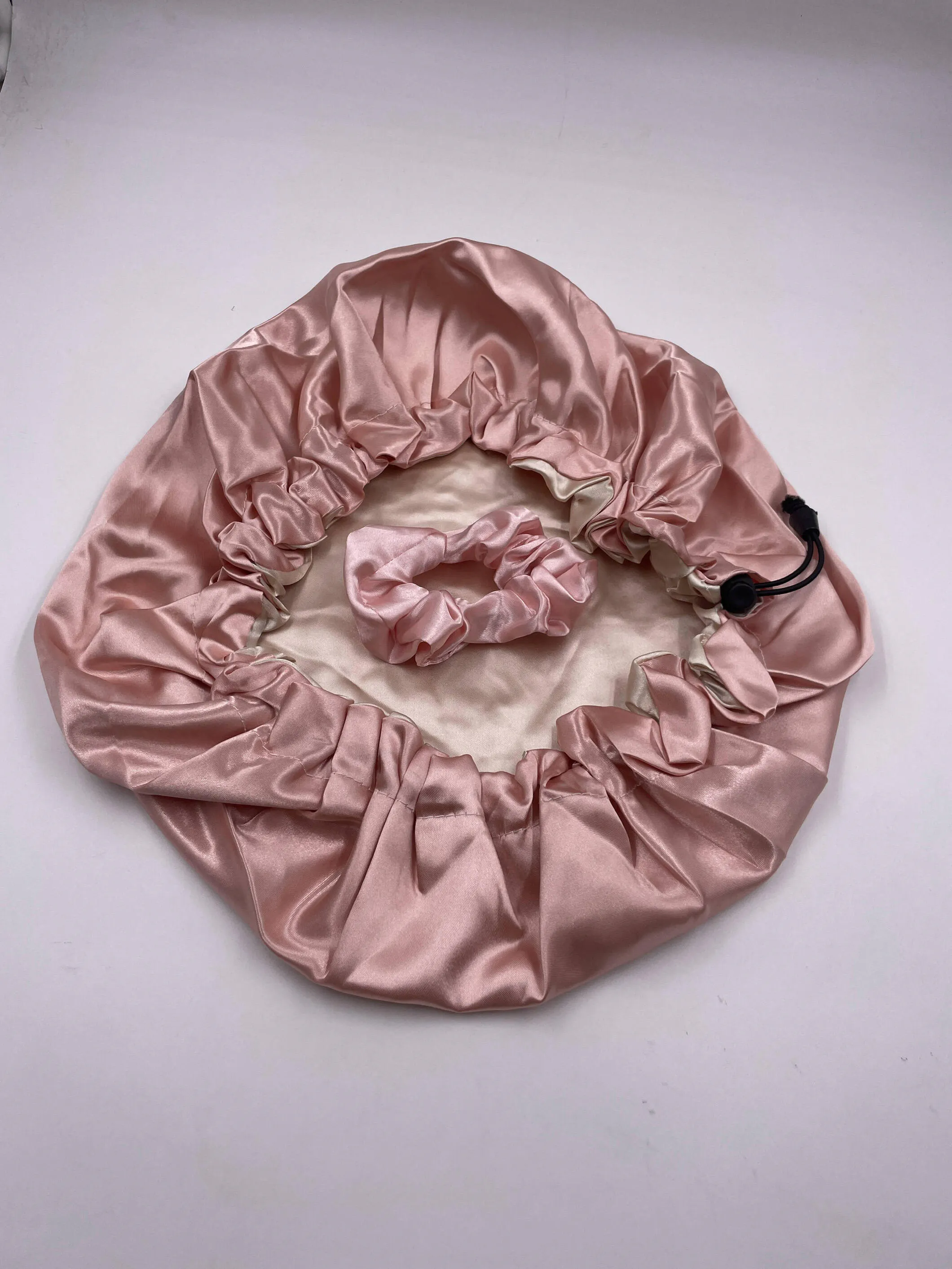 WIGI Premium Satin Bonnet For Sleeping with Extra Scrunchie Gift – WIGI ...