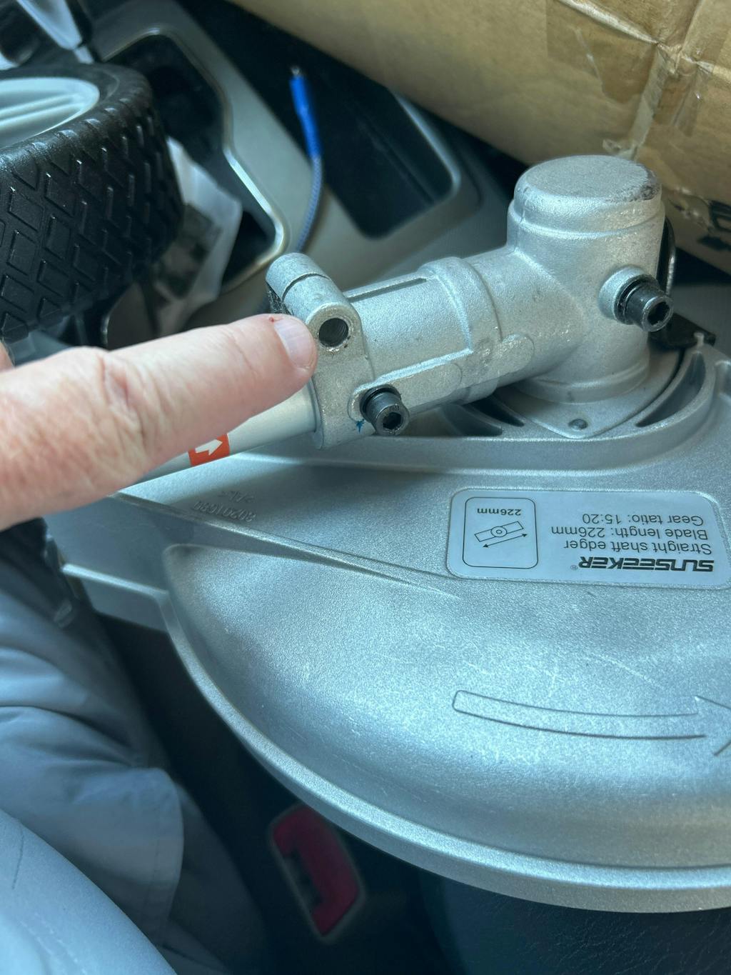 Straight Shaft Edger Attachment (Compatible with Gas Units)– WILD ...