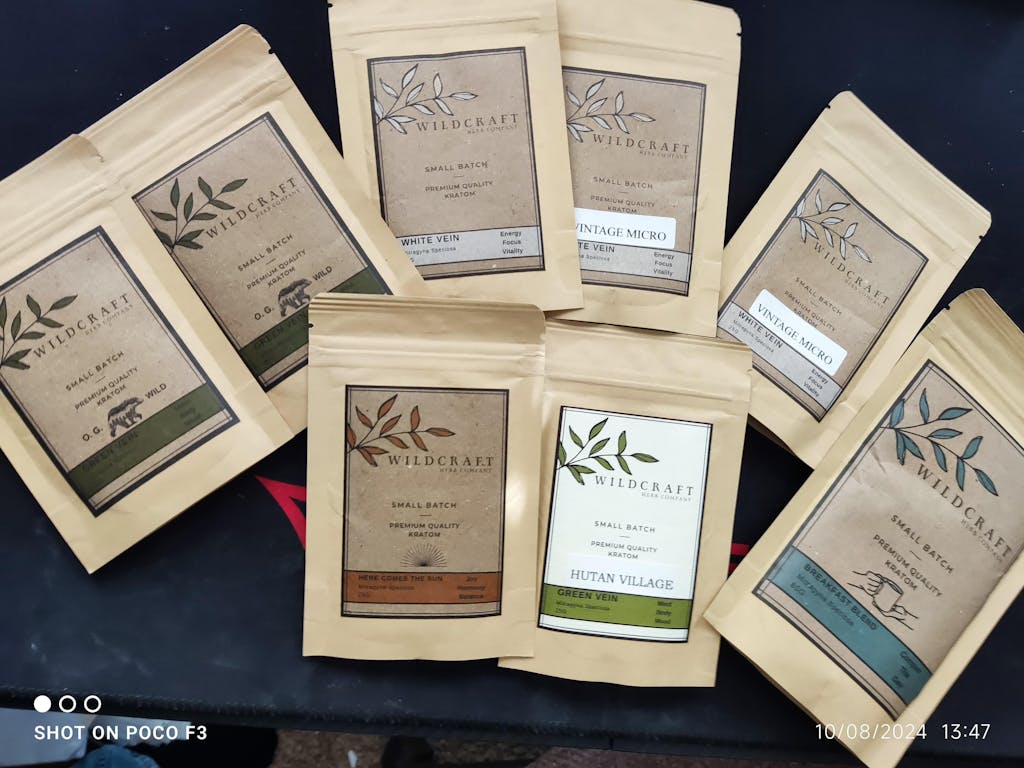 Pure White Vein Powdered Leaf - Wildcraft Herb Company