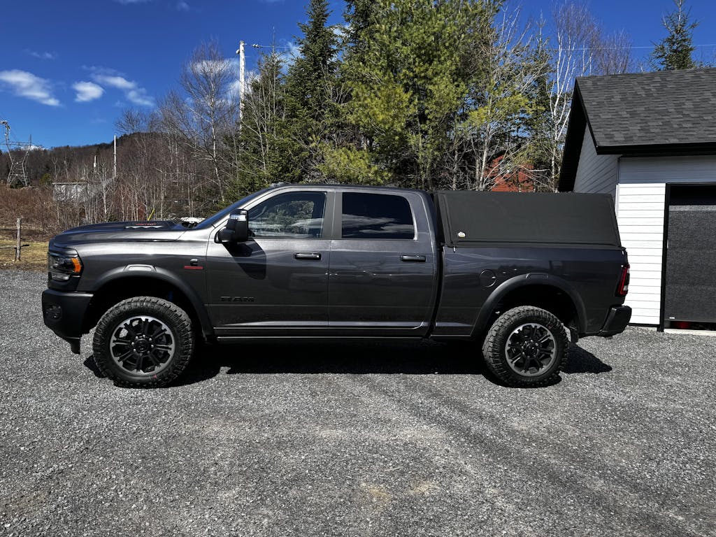 WildTop Ford Ranger Soft Truck Cap for 2019-2023 5ft Bed (61.0 in ...