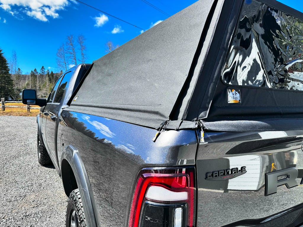 WildTop Ford Ranger Soft Truck Cap for 2019-2023 5ft Bed (61.0 in ...