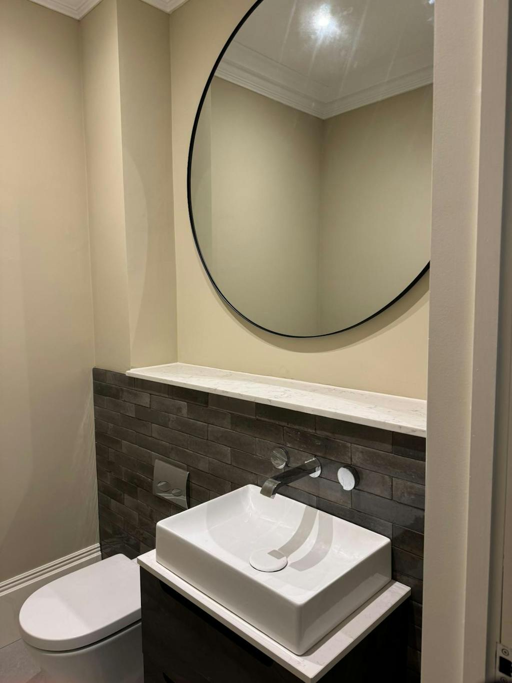 Black Round Metal Wall Mirror 120cm x 120cm - Theo