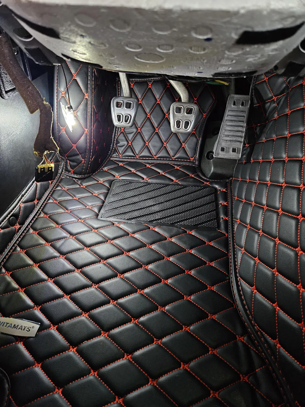 Black & Red Luxury Custom Car Mats – Witamats