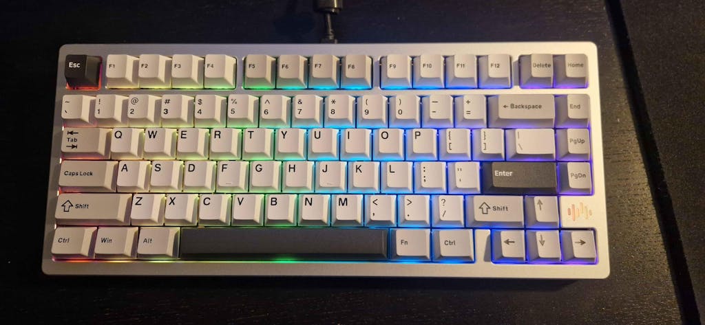 Wireless & Custom QMK Keyboard | Womier Keyboard
