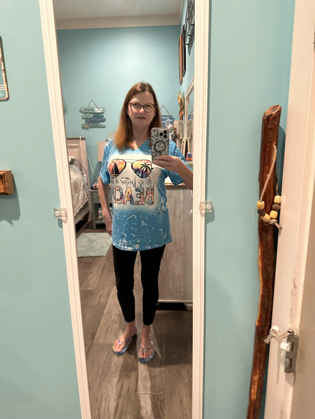 Lavender Truck Gnome V Neck T-shirt – Wonder closets