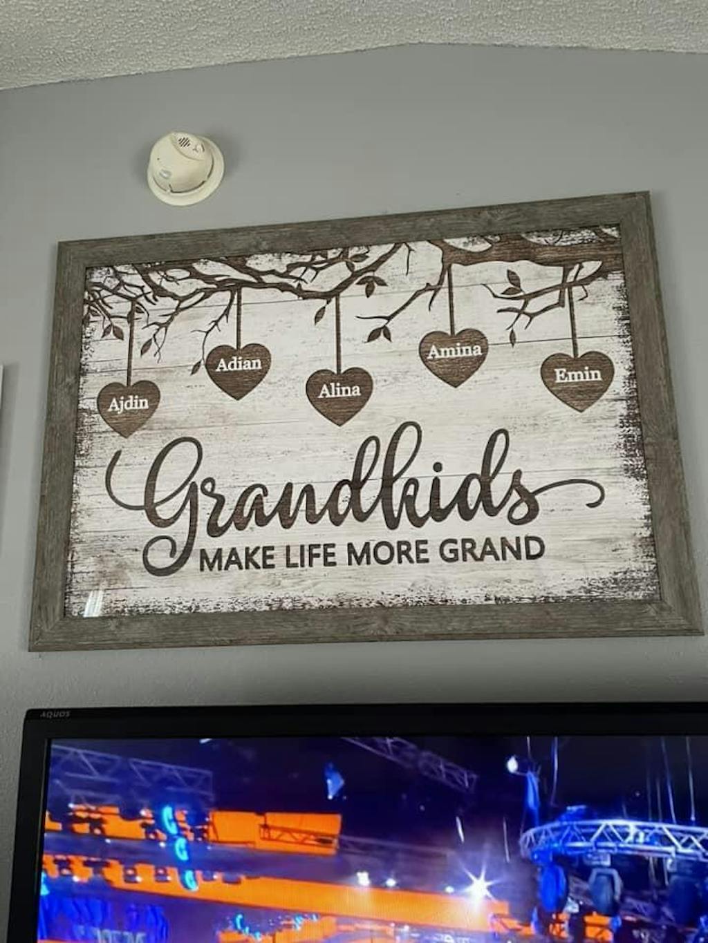 Grandkids Make Life Grand - Personalized Horizontal Poster - Woohops