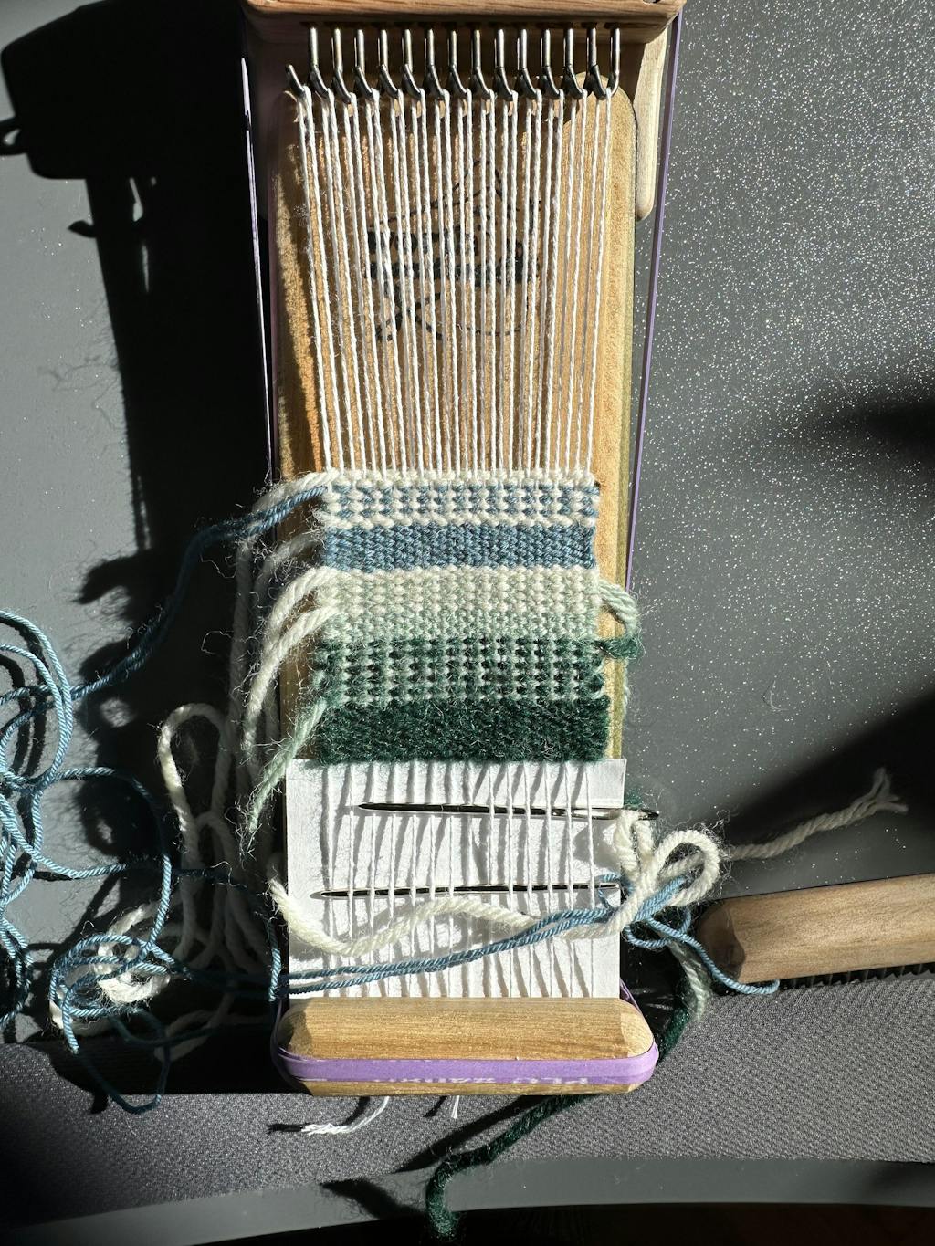 Swift Darning Loom: Darning + Weaving Bundle – Worth Mending