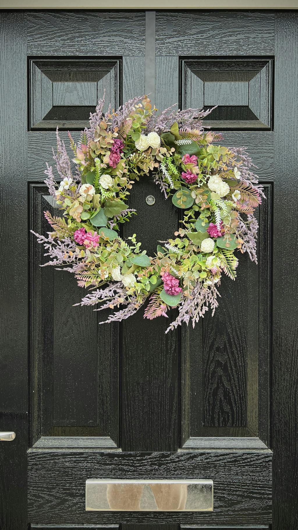 Eucalyptus Spring Wreath | Luxury Wreaths for Easter – Wreaths.co.uk