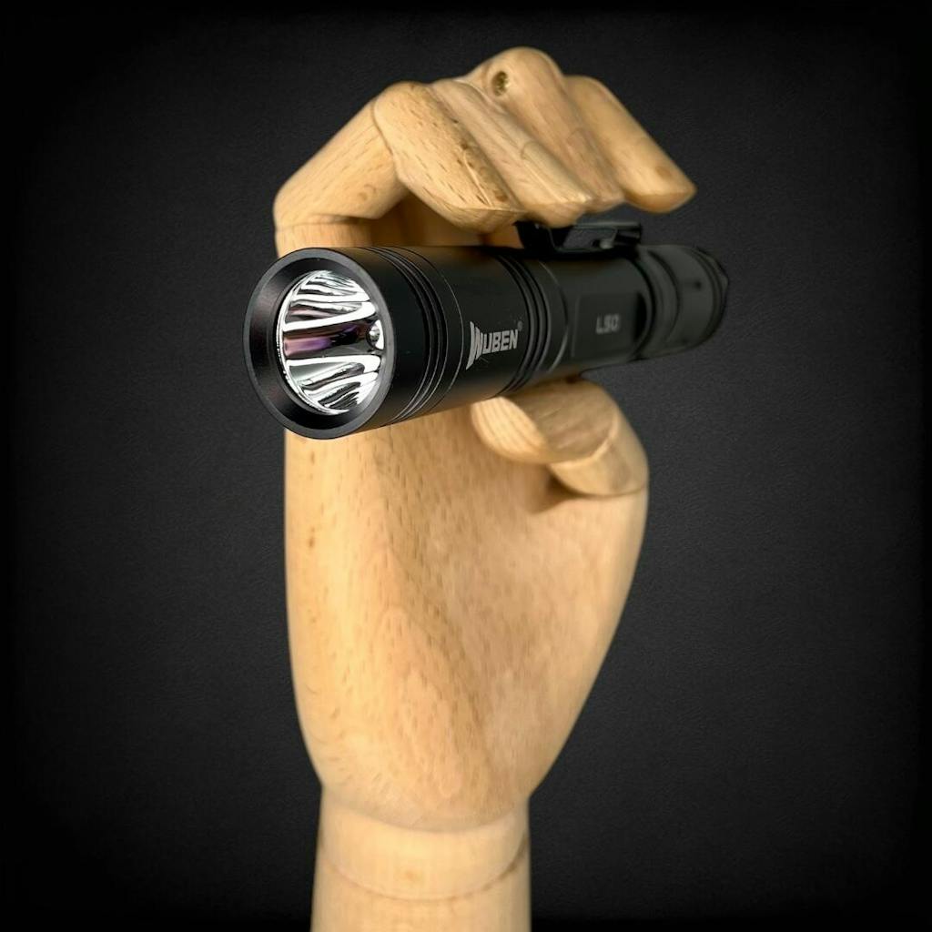 Wuben L50 Flashlight - The Best EDC Rechargeable 18650 Flashlight