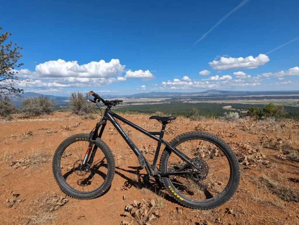 Vista | American-made Mountain Bike | Hardtail | Wyatt Bicycles