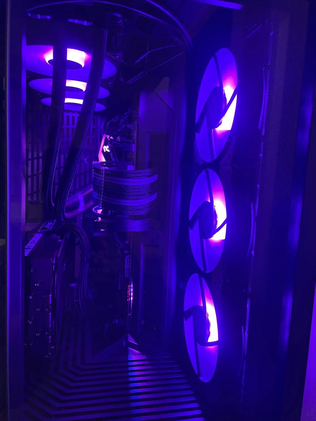 Custom Computer Wraps - PC Vinyl Wraps | XOTIC PC