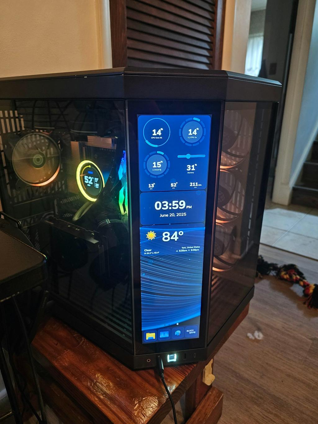 How Many Volts Does a PC Computer Use? | PC Power Supply – XOTIC PC