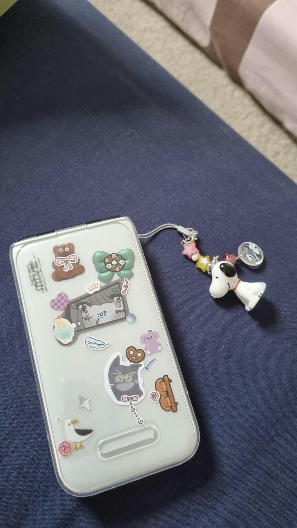 ALT MIVE Style Folder AT-M120 | Android 12 Flip Phone & Smartphone ...