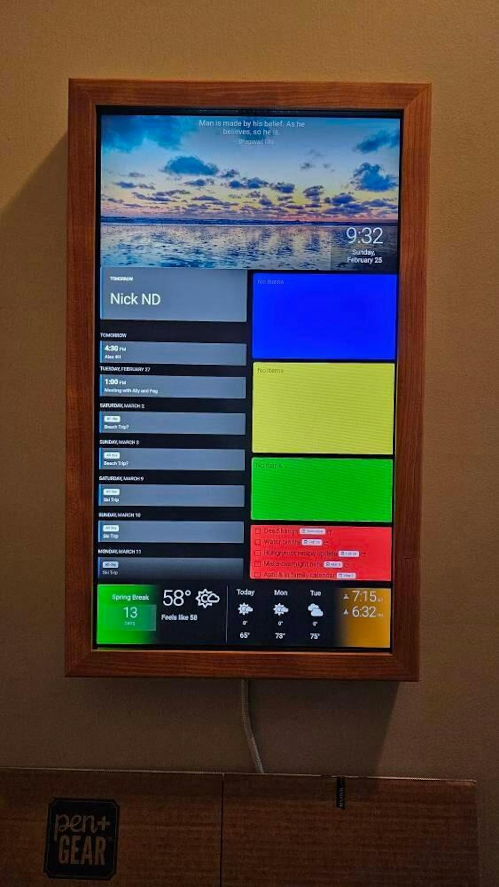 27in Touchscreen Smart Calendar / Dakboard/ Smart Wall Display / Photo ...