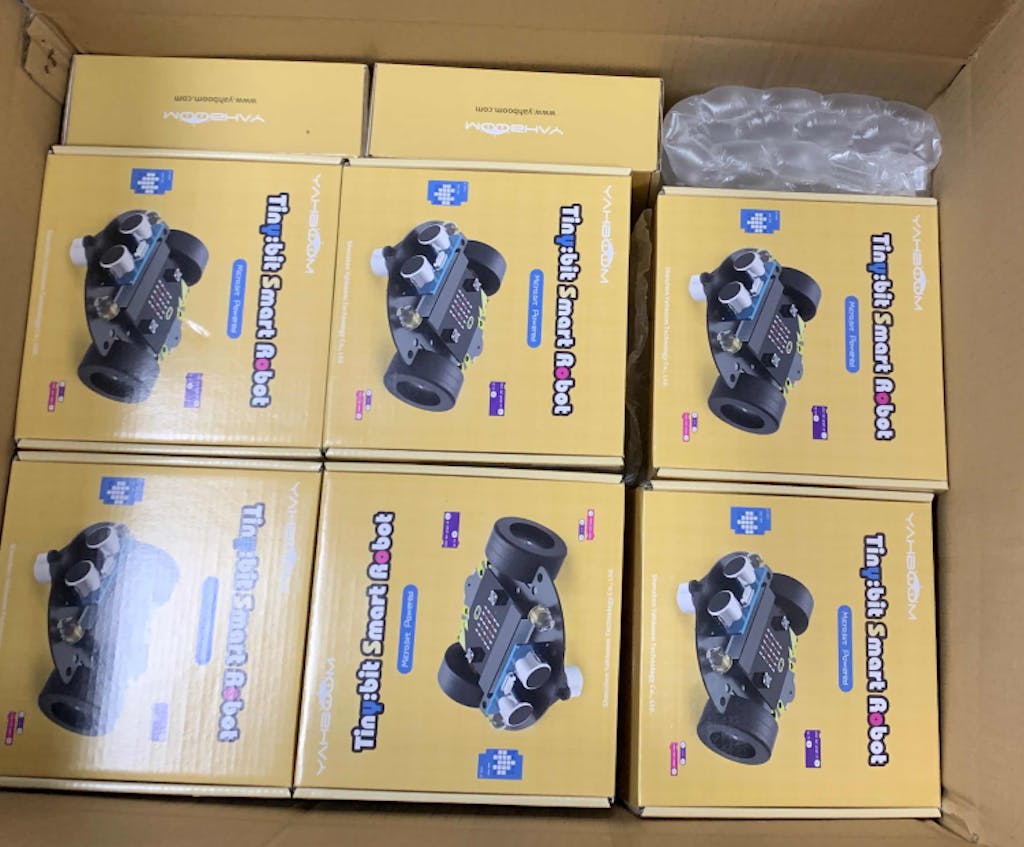 Yahboom micro:bit robot car kit support MakeCode Python Programming