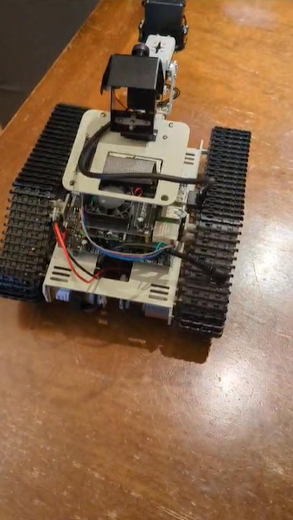 ROS AI Vision Tank with 3DOF Robotic Arm for Raspberry Pi Jetson NANO