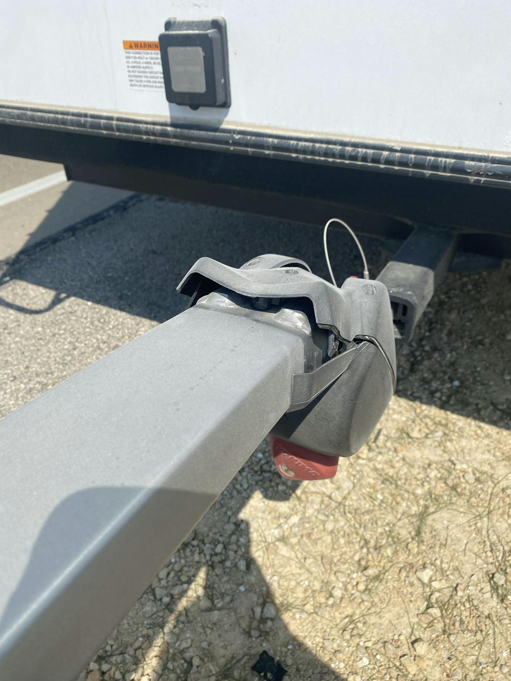 RidgeBack Tilt-Away Hitch Bike Rack – Yakima