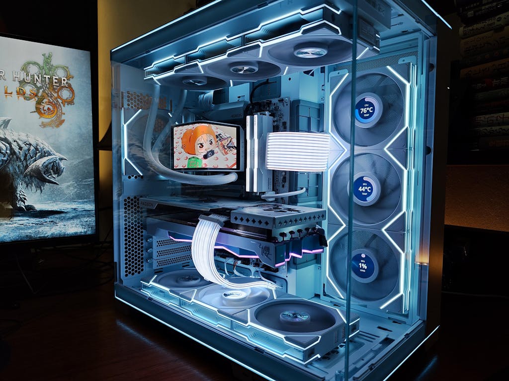 (December Promotion)Yeston Sakura Radeon RX 7700 XT 12G GDDR6 192bit 5 ...