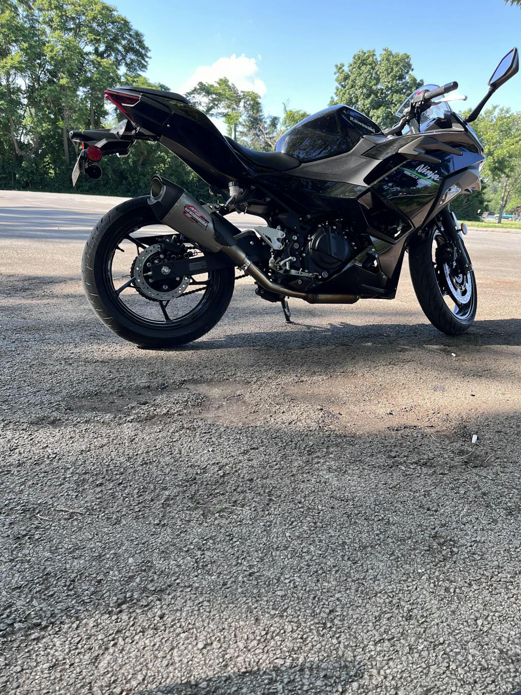 Yoshimura NINJA 500 / Z500 2024 AT2 Stainless Slip-On Exhaust, w/ Stainless Muffler – Yoshimura ...