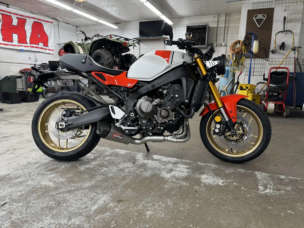 Yoshimura MT-09 21-24 / XSR900 22-24 / Tracer 9 GT 21-22 Race AT2 ...