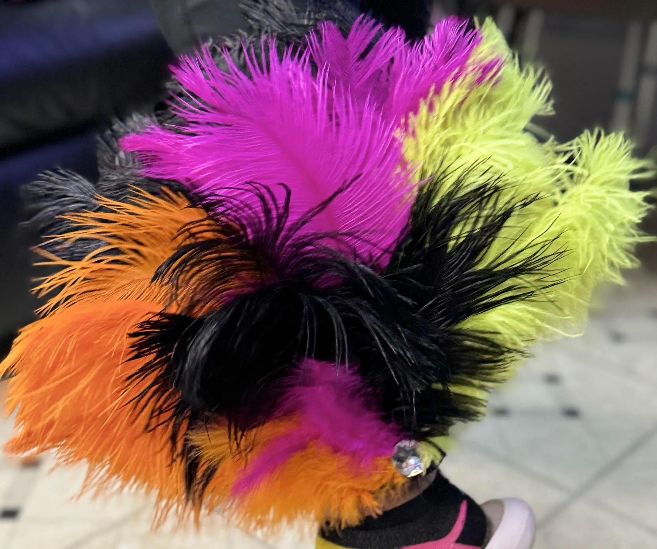 CUSTOM FEATHER ULTRA – Your Fete-ish