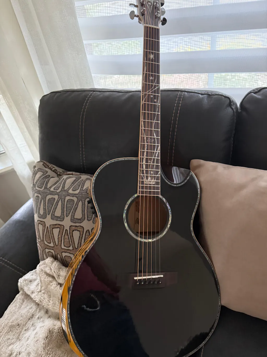 Zaar Guitar Company - Z420 Santos Rosewood – Zaar Guitars