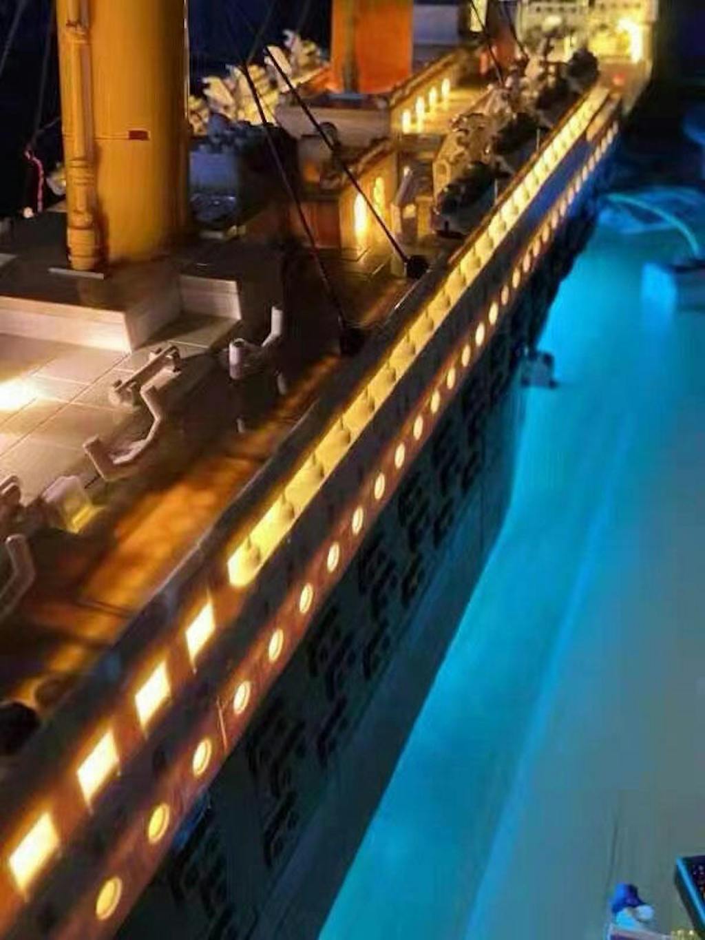 LEGO Titanic ship #10294 (Smoke Module) Light Kit – ZENE