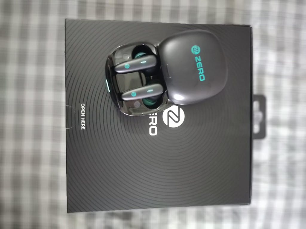 Z 811 Earbuds | Zero Lifestyle