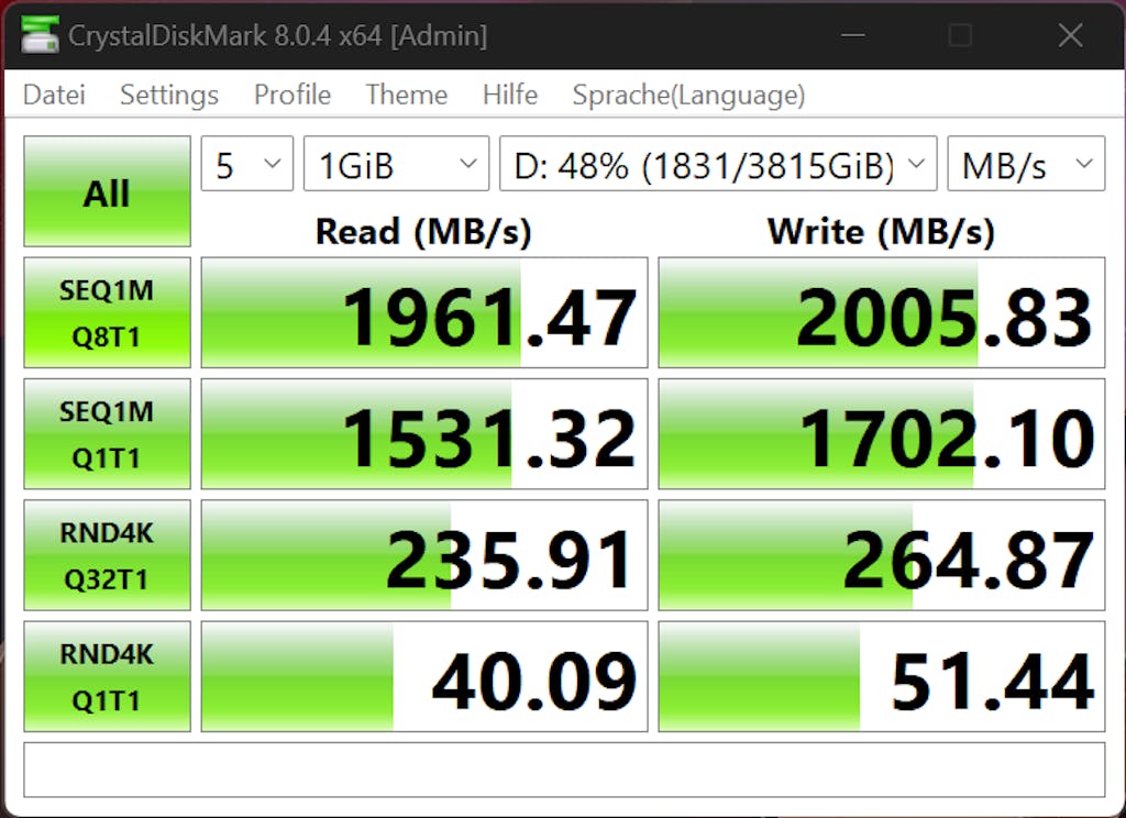 ZikeDrive Z666 USB4 40Gbps NVMe M.2 SSD Enclosure with Long Cable – ZikeTech
