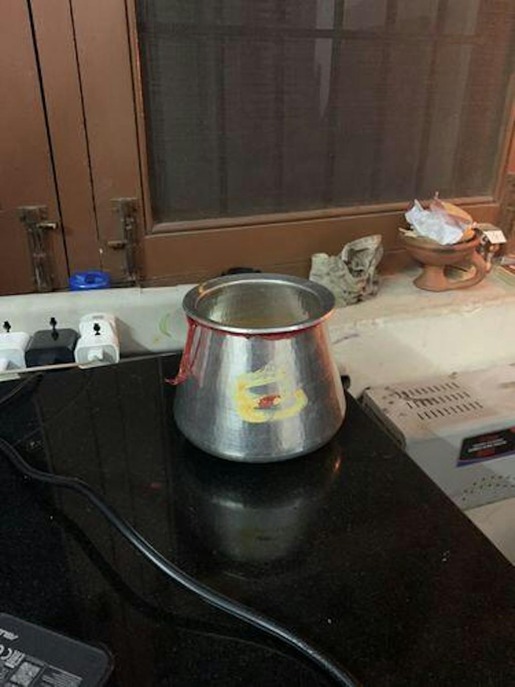 Eeya chombu - Vennathazhi Shape | Traditional Pure Tin Cookware