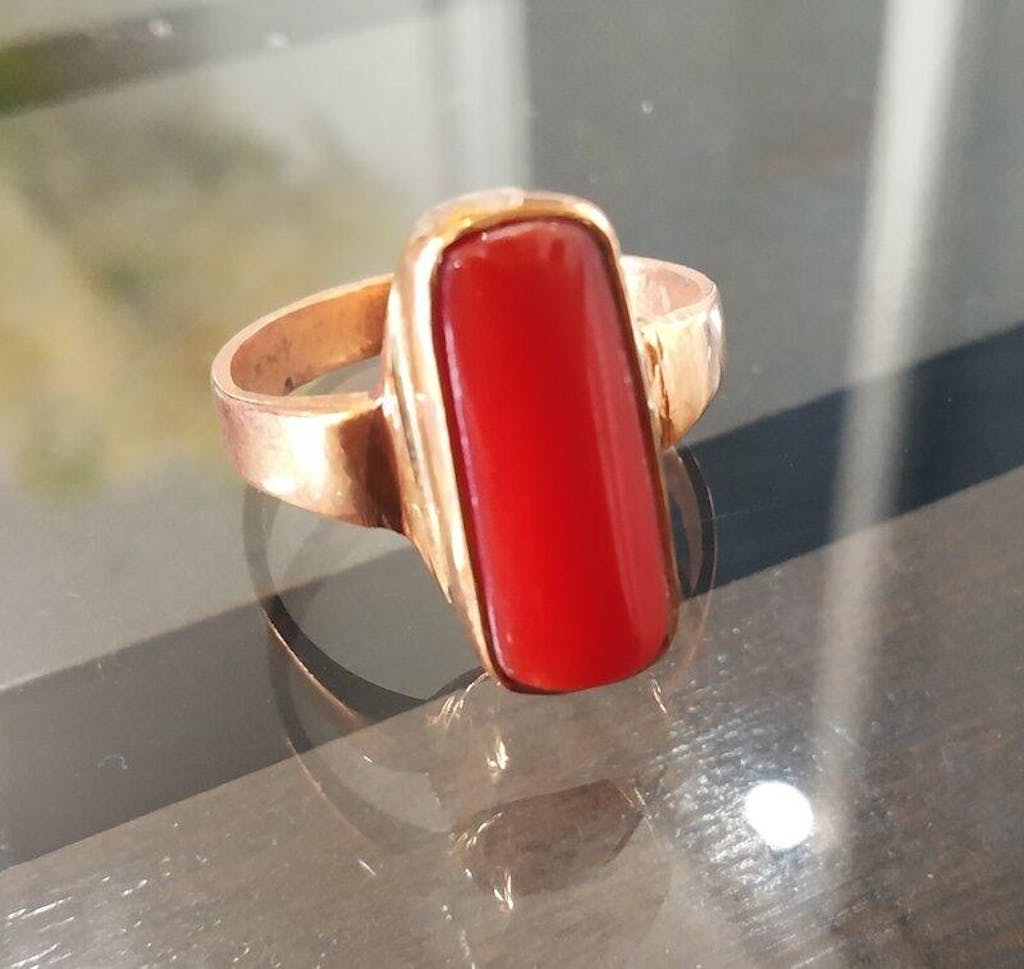 Moonga Stone benefits in Hindi - लाल मूंगा रत्न के फायदे, लाभ, नुकसान ...